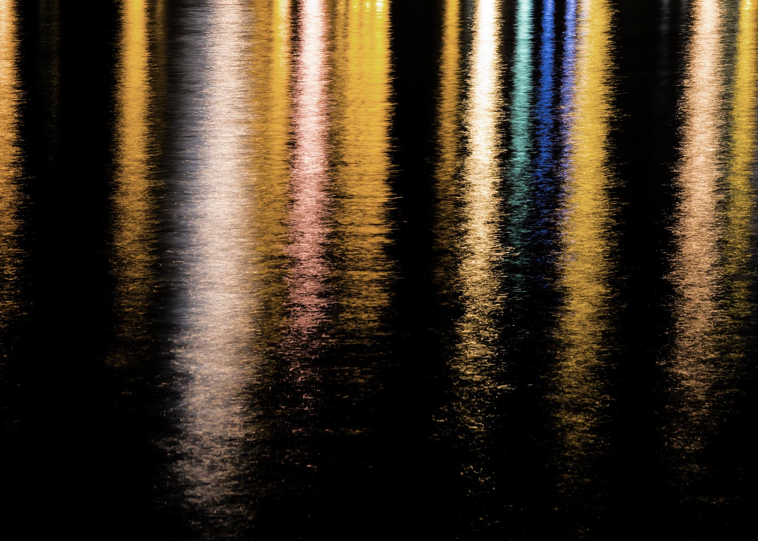 PROGRESSIVE Modern Chandeliers | Multiforme